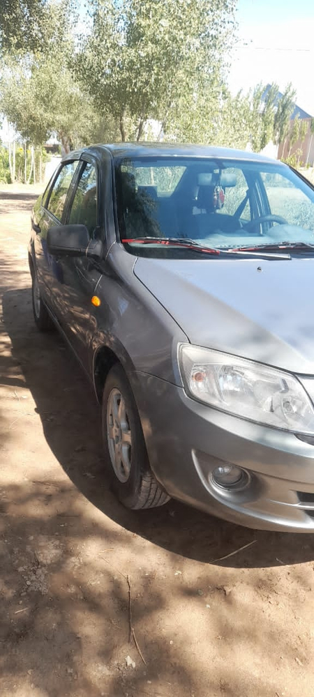 Lada Granta Sotiladi 2012,YiL