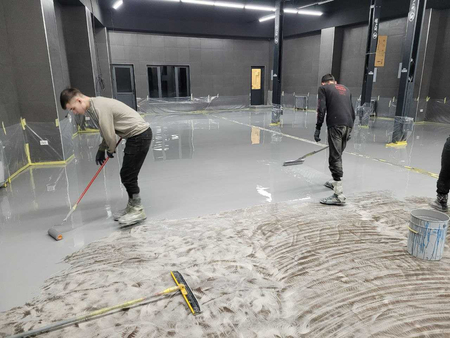 Sanoat polimer qoplamalarini o'rnatish PRIME FLOOR.
