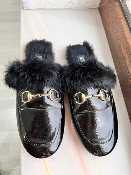 тапочки с мехом под Gucci
