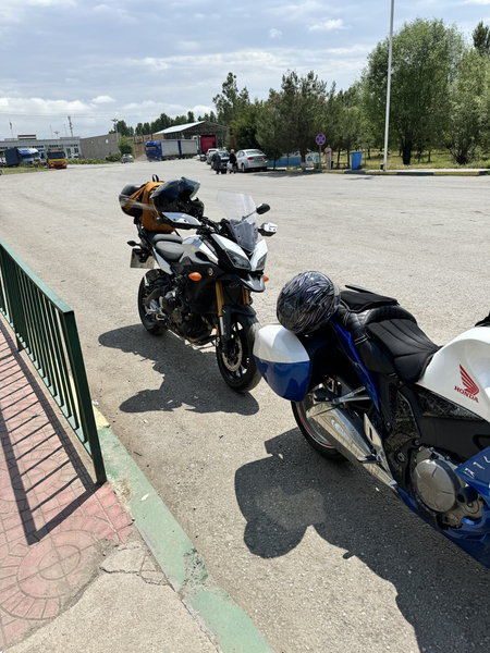 Yamaha Tracer900 в идеальном состояние