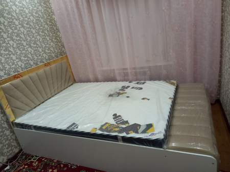 Двухспальная кровать