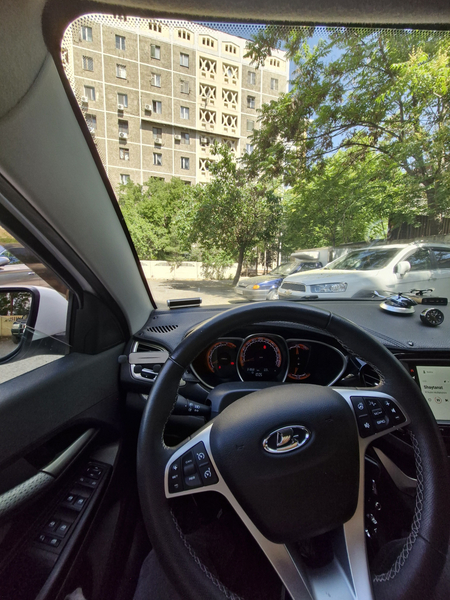 Lada vesta sw cross 2021 1.8 mexanika sotiladi
