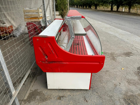 Холодилник ветрина