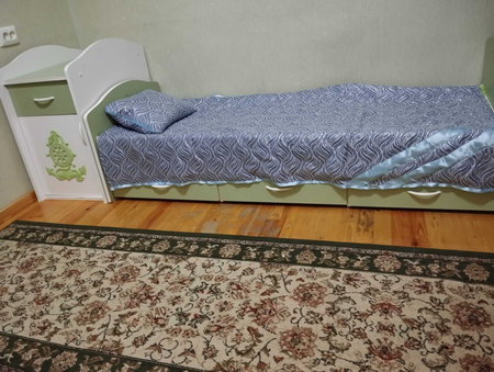 Срочно продаю детский кровать с шкафчиком!!!