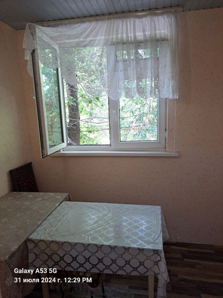 -1/3/5 [42м²] КИРПИЧ Балкон2х6 Чиланзар-23 ор: Ширин перек., Продаётся