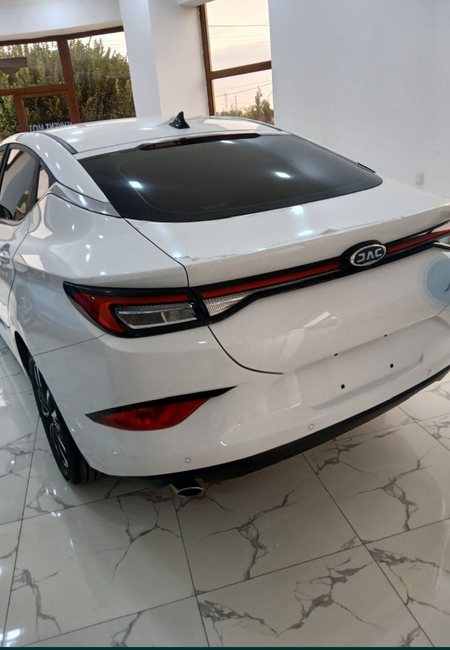 Продаётся автомобиль JAC