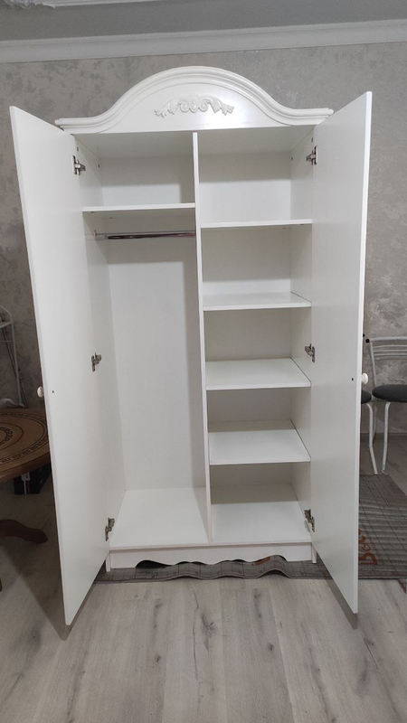 Mebel sotiladi kamplekt kravati matrasi bn