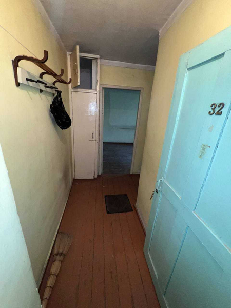 м.Буюк Ипак Йули Аптека 36,6 2-комн 4/4 55 м² 2х6 кирпич без ремонта