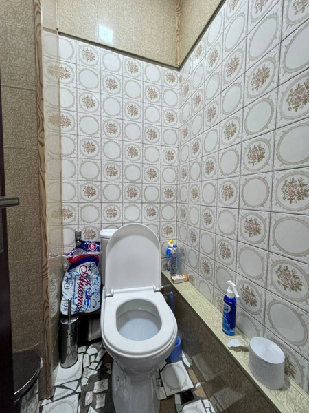 Продам Юнусабад 14кв 3/3/5 балкон 2х6