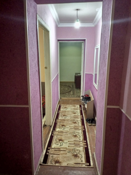 Срочно продам 2 ком. квартиру в 1мик. ориент. теплоэнерго  1 этаж
