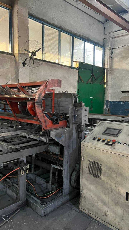 Yevrostanok  stanok sotiladi oʻrnatb berish xizmati bor Станок