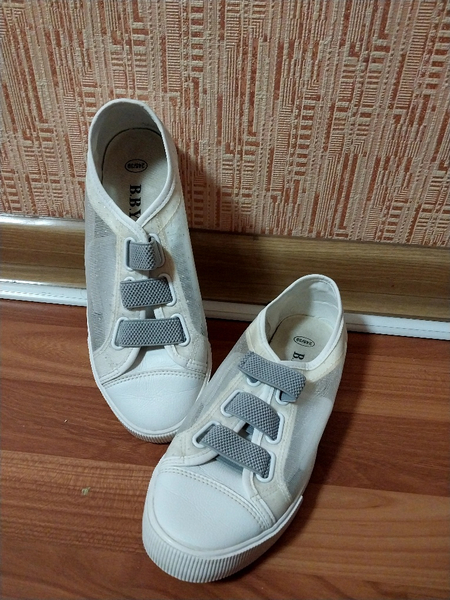 Красовки женский