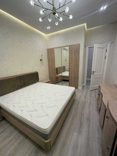 Сдаётся 3х комнатная квартира     Алайский Ц2   Br17