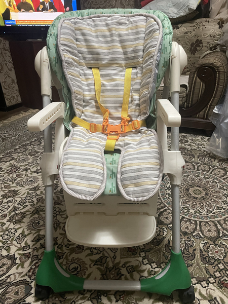 Стульчик для кормления Chicco polli