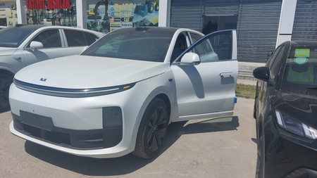 Lixiang L6 MAX
Производитель  Li Auto
Электрический двигатель Гибрид
П