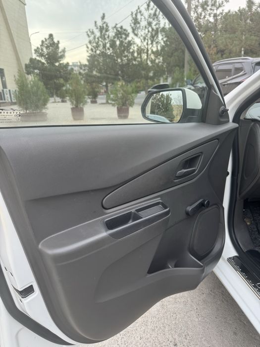 Продаю Chevrolet Cobalt 2014 год В хорошем состоянии 143.000 км