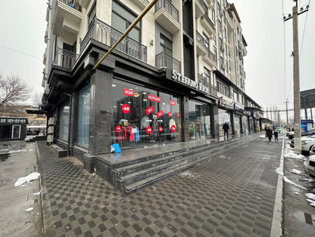 Продаётся нежилого помещения вдоль дороги можно взять в аренда
