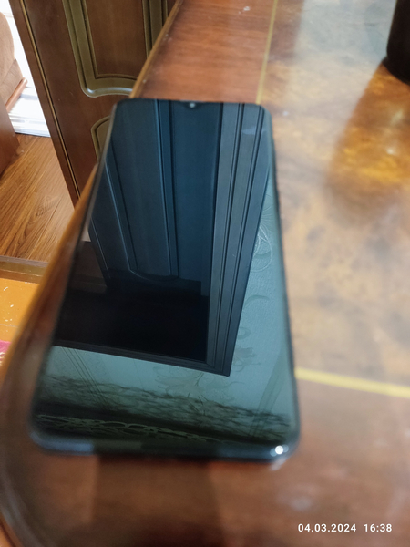 Продам Samsung A20