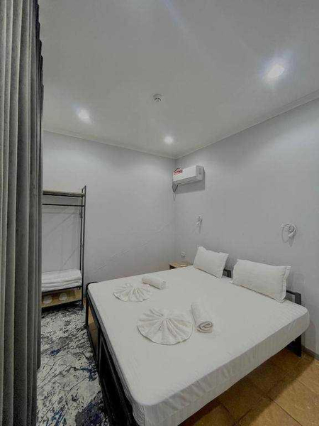 Booking HI-TECH hotel