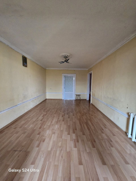 Срочная продажа кирпич балкон 2х6 2х комнатная Ялангач