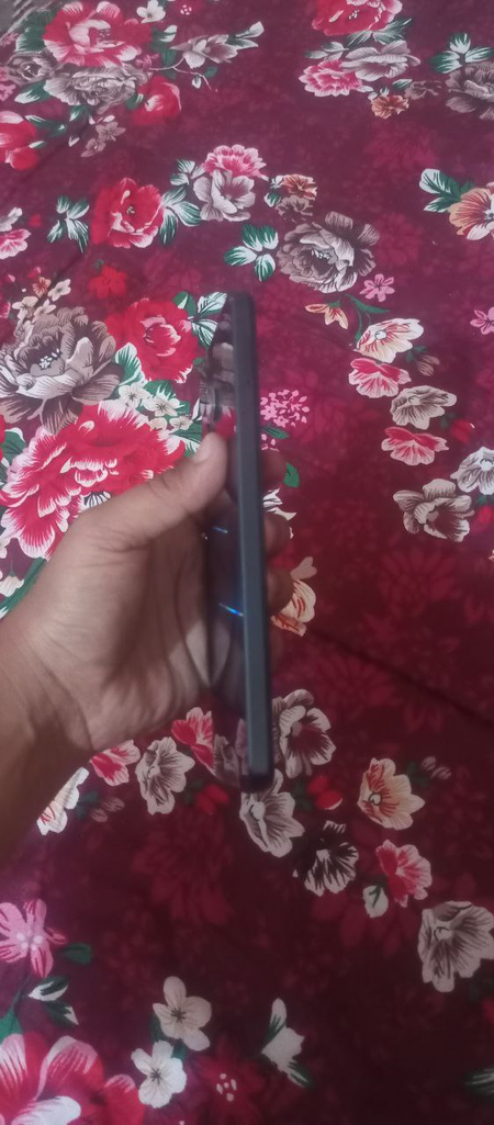 Infinix Hot 30Play sotiladi