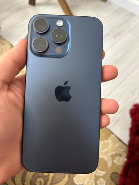 Срочно продаётся Iphone 15 pro max