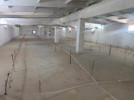 Navoiy viloyati Qiziltepa tumanida joylashgan