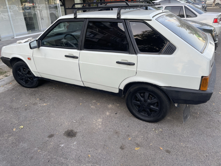 Срочно продам Lada 2109 газ бензин