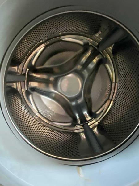 СРОЧНО продаётся стиральная машина в нормальном качестве