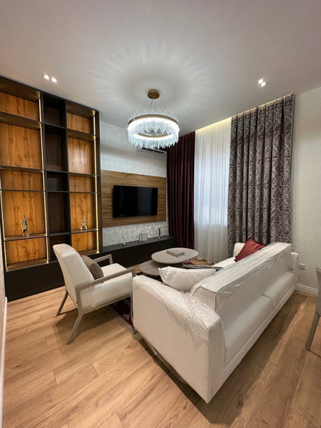 Срочно продается 2х ком. кв-ра, ЖК NRG Mirzo U, ор-р:Буз базар, 64м2