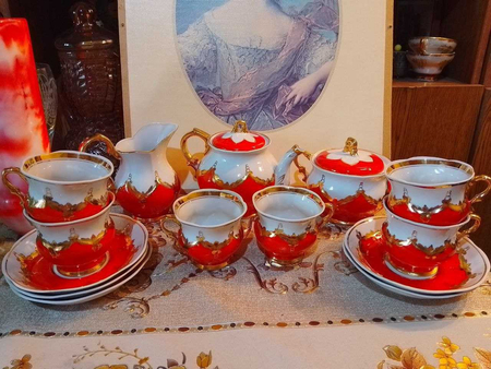 Сервиз красный бутон
