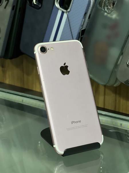 Iphone 7 sotiladi