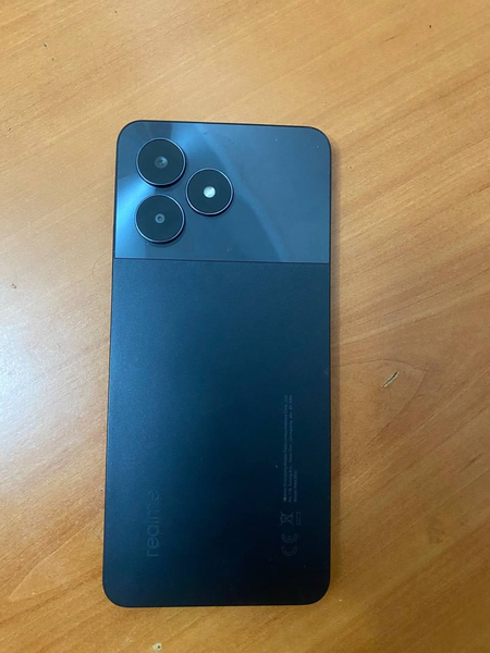 Realme C51 yangi