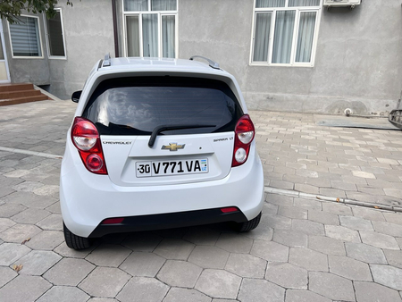 Chevrolet spark 2017 AT full