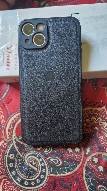 IPhone 13 ideal karopka bor