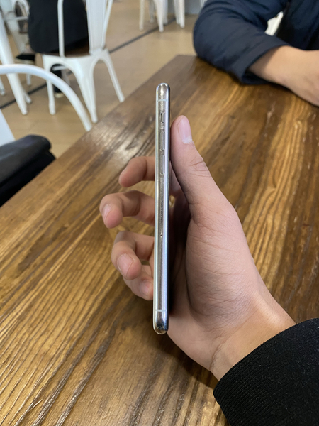iPhone 11 pro 64gb KH/A