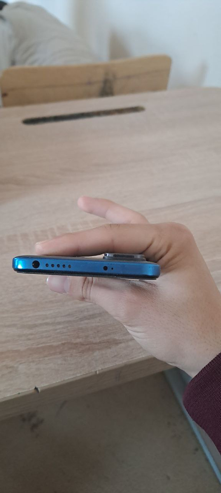 Tel:Redmi note 11 s
Pamyat:128/12
Kar dak:full
Narxi:2500 galishamiz
T