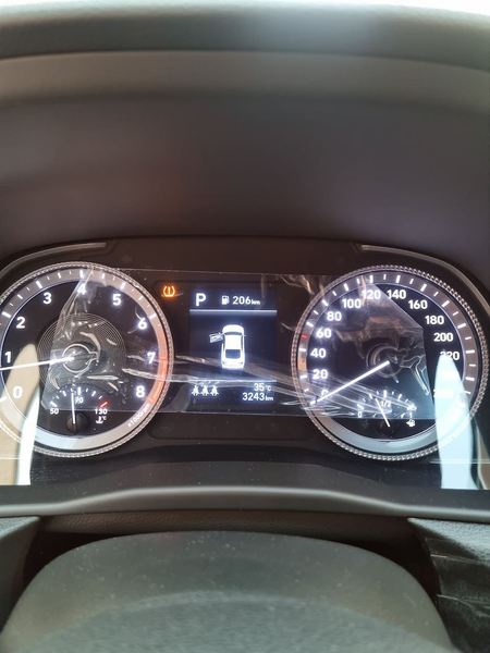 Hyundai Sonata sotiladi 2022yil 3000 yurgani yangi