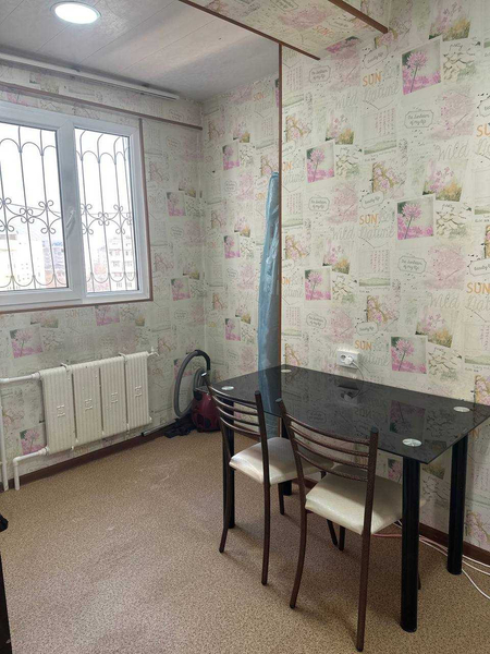 Продается своя квартира, метро Ойбек, 55 кв.м., 2/9/9, $79 000