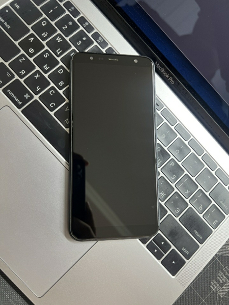 Samsung j6+ 32gb