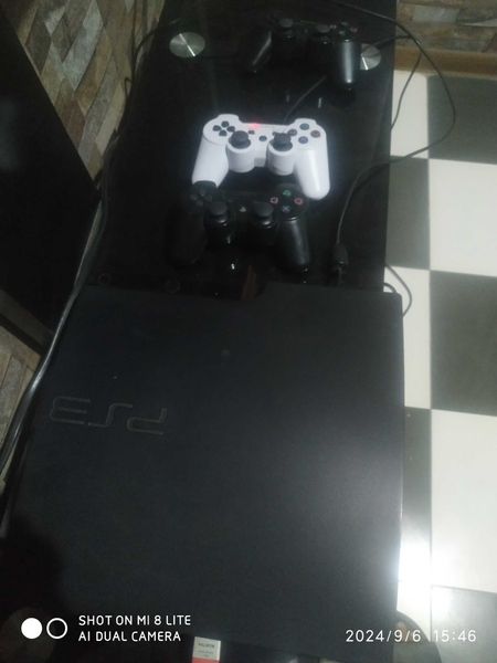 prodaetsya playstation 3 sotayaniye xoroshoe
