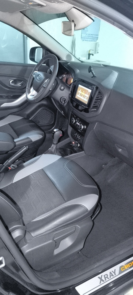 Lada xray cross 2021