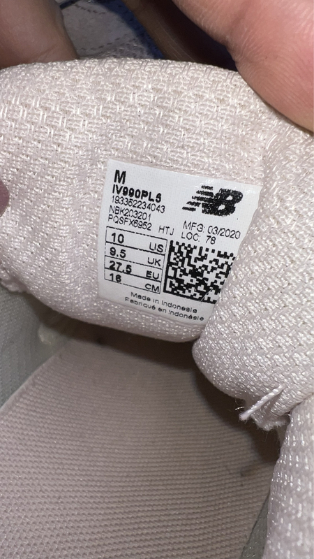 Оригиналы кроссовки new balance 27,5 размер