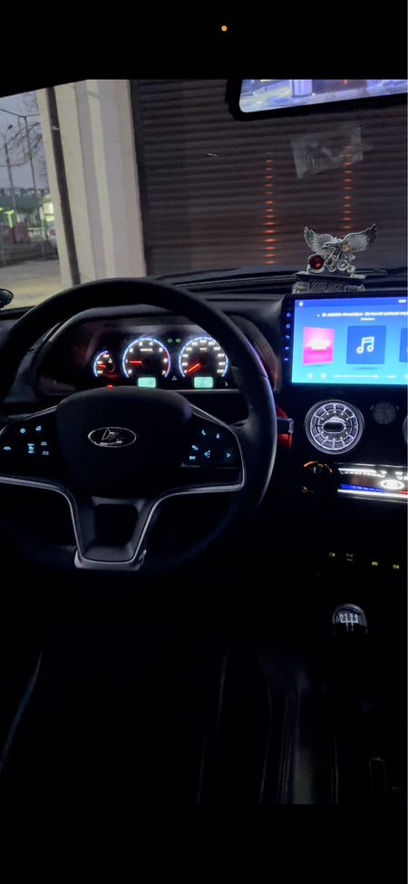 Lada avtomobillariga multi rullarimiz bor