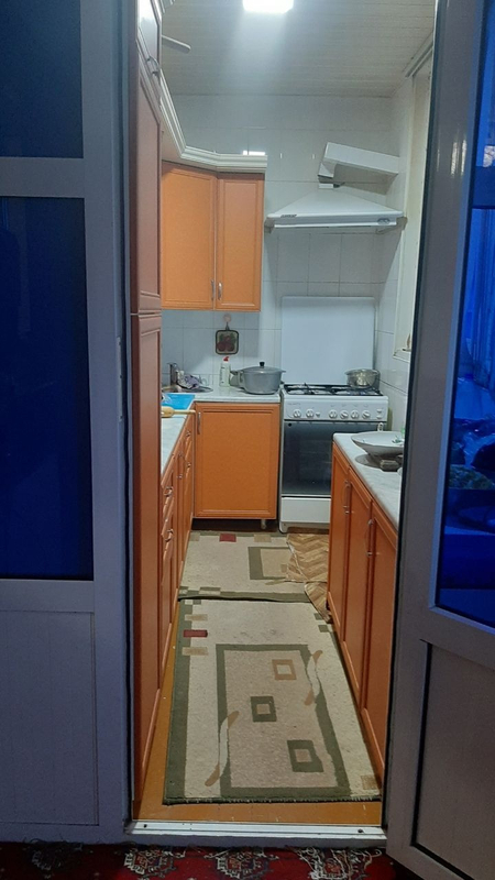 6 хонали квартира сотилади