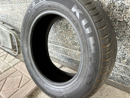 Kumho Izen XW17 зимние шины