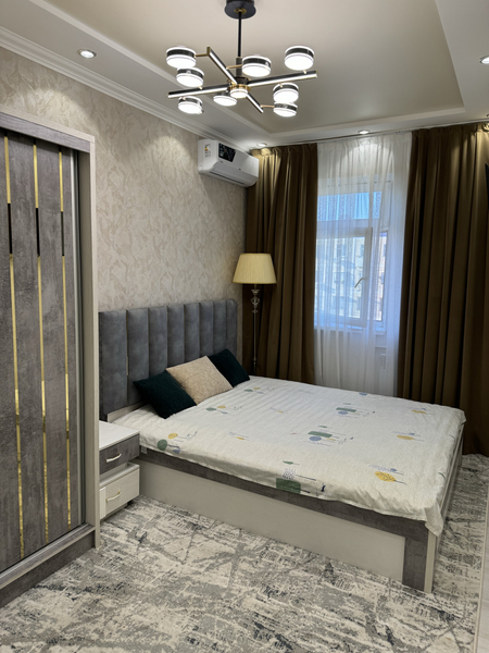 Квартирада спални арендага икта кизга 150 дан