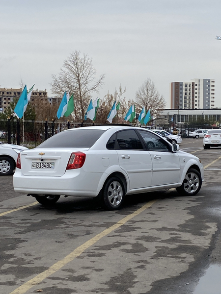 Gentra  A/T  2022