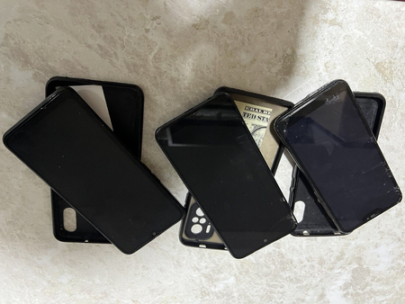 Telefonla sotiladi kelishilgan narhda