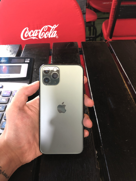 iPhone 11pro 256 gb